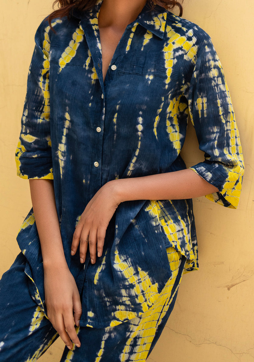 Blue Abar Tie & Dye Handcrafted lose shirt with flared pant (set of 2 ...